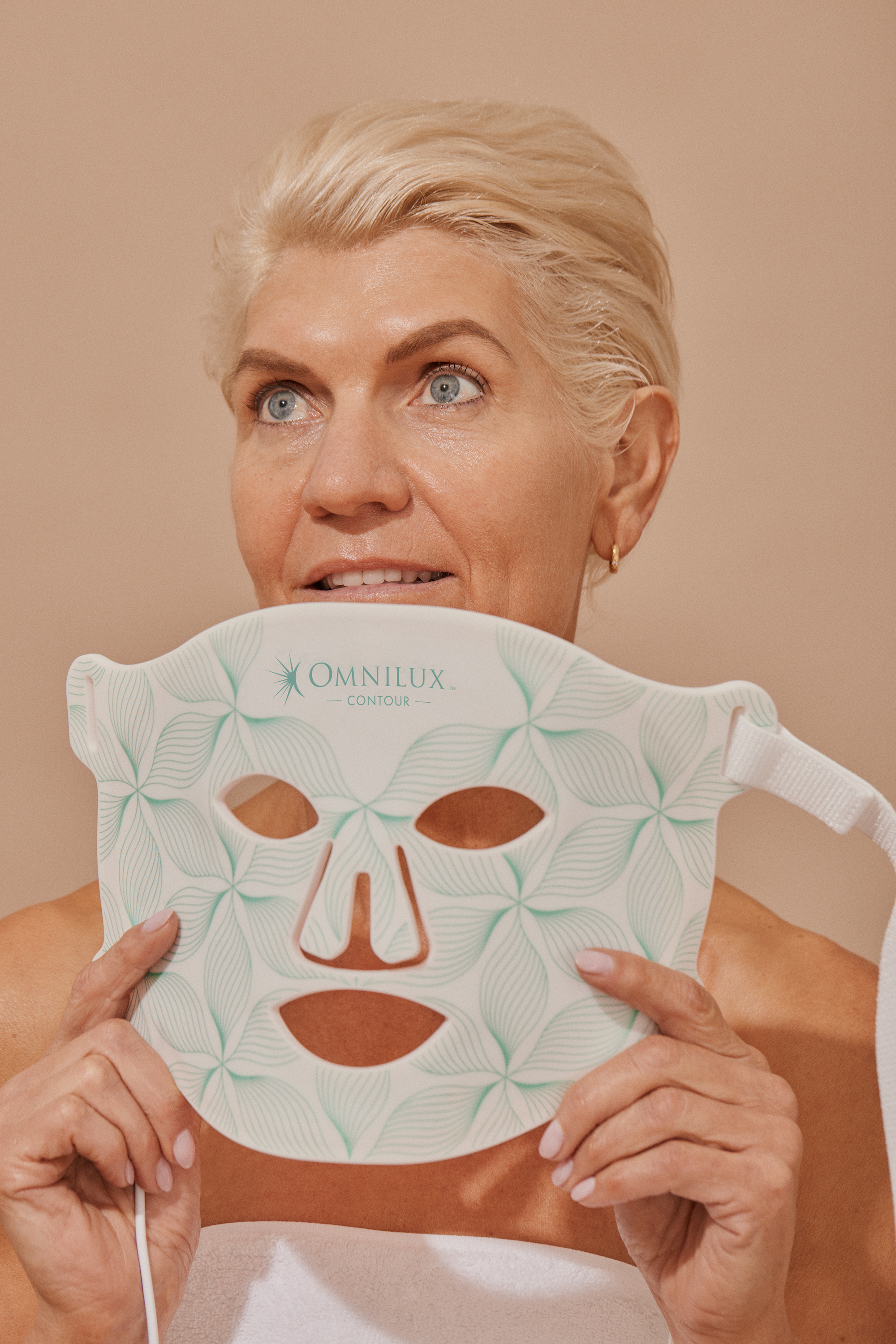 contouring face mask